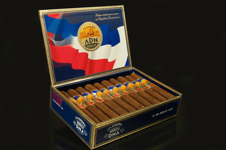 La Aurora ADN Dominicano/Dominican DNA Toro